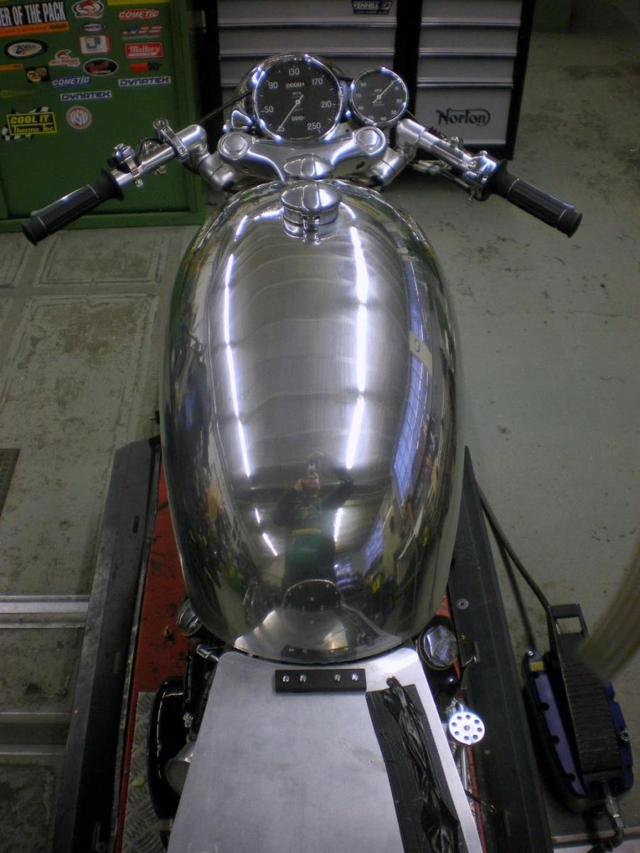 How to build a Banana tank – The Egli-Vincent
